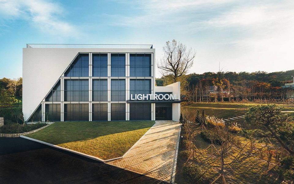 About Lightroom | Immersive Experiences & Exhibitions London