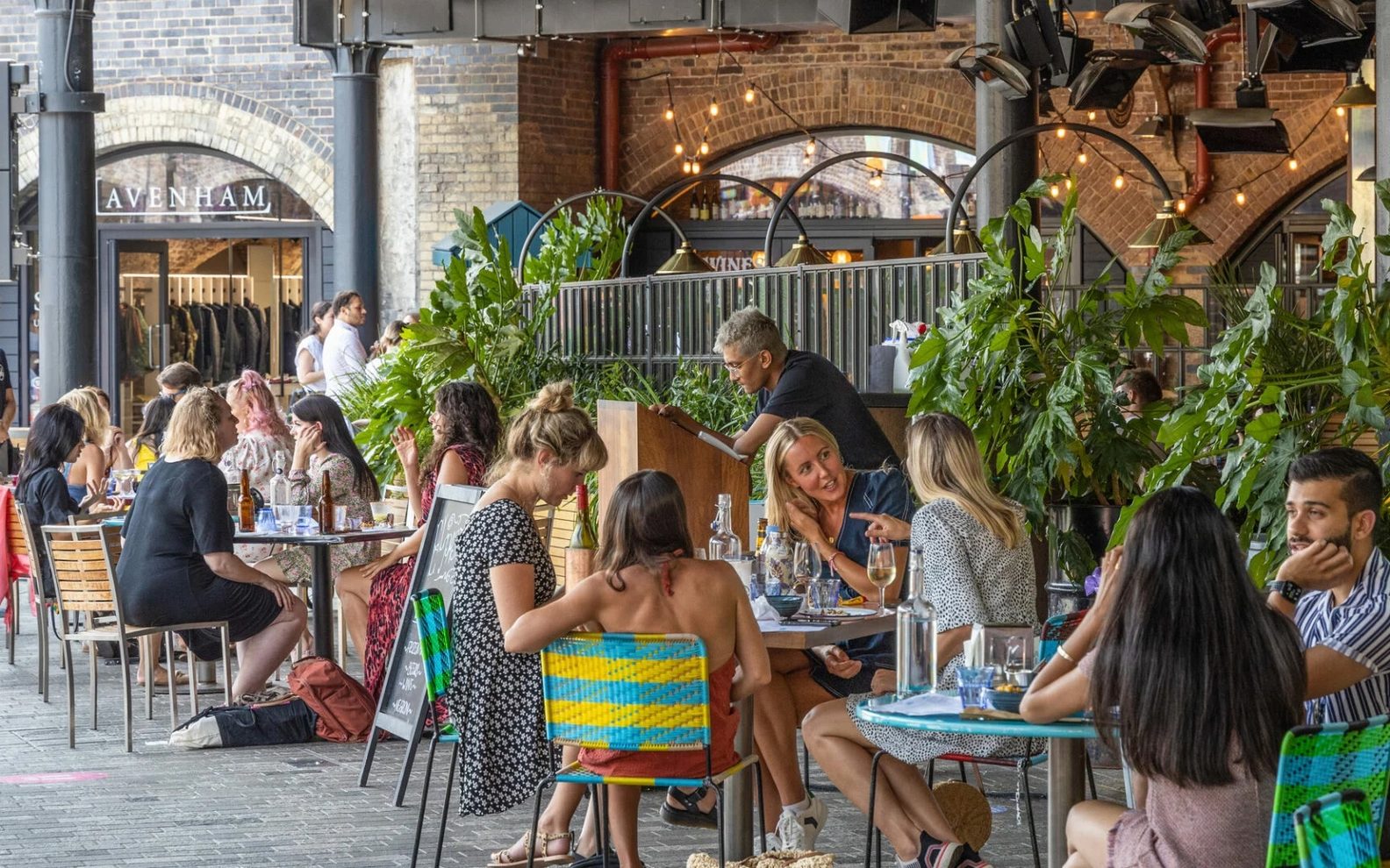 Plan Your Visit to Lightroom | Kings Cross, London | Immersive ...